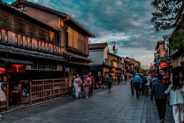 Những điều bạn cần biết khi du lịch một mình tại Kyoto, Nhật Bản